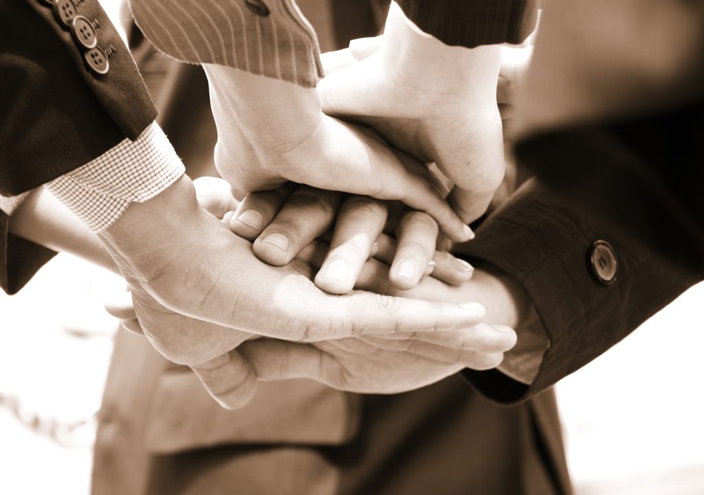 Qui sommes nous ? | Astucia